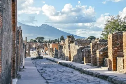 50 Mysterious Pompeii Facts About This Ancient City - Facts.net