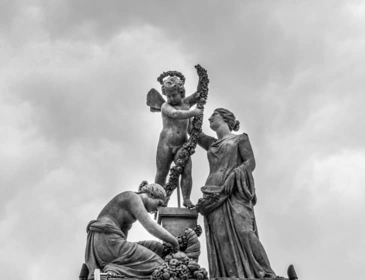 70 Facts About Aphrodite: The Beauty Goddess - Facts.net