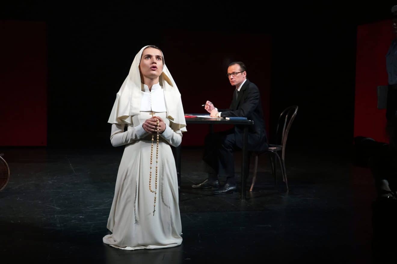 The Complete List of Shakespeare Plays - Facts.net
