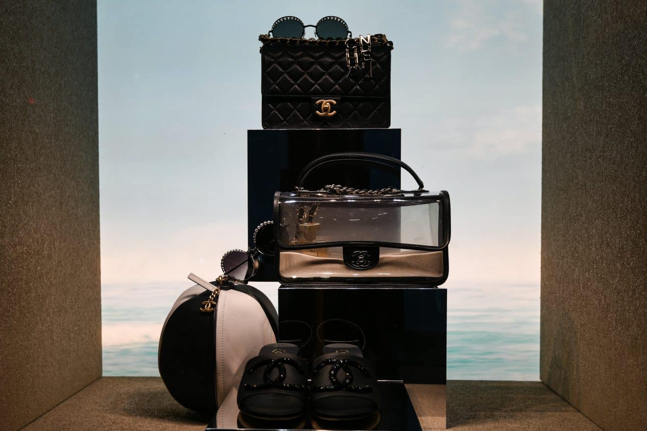 25 Facts about the Color Black - Facts.net