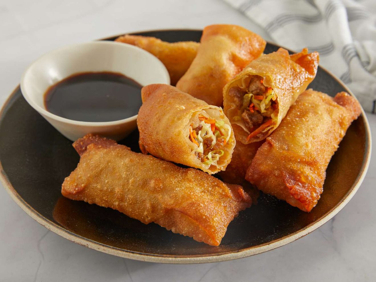 19 Egg Roll Nutrition Facts You Might Not Know About - Facts.net