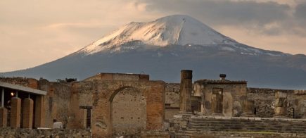 15 Interesting Facts About Mount Vesuvius - Facts.net