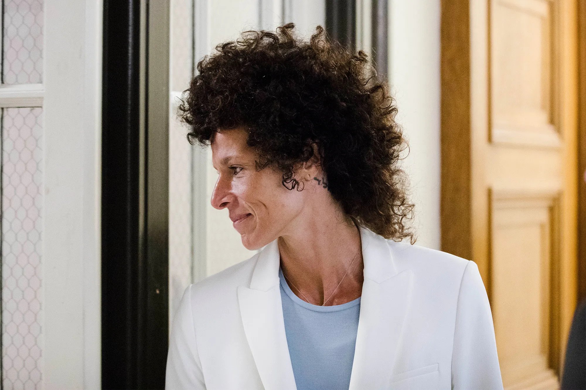 48 Facts About Andrea Barber - Facts.net