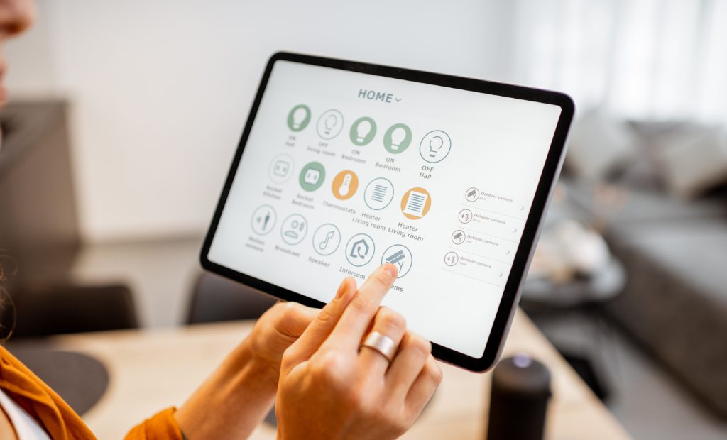 5 Exciting Ways to Convert to a Smart Home - Facts.net