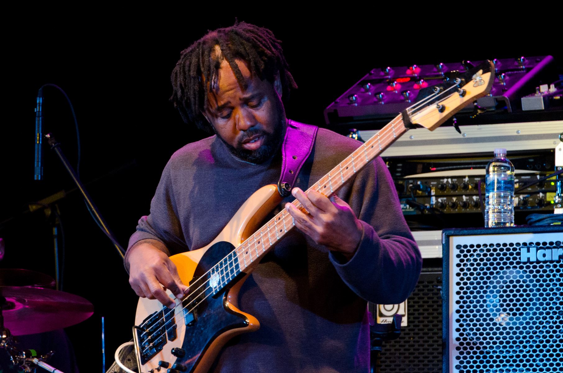 8 Unbelievable Facts About Victor Wooten - Facts.net