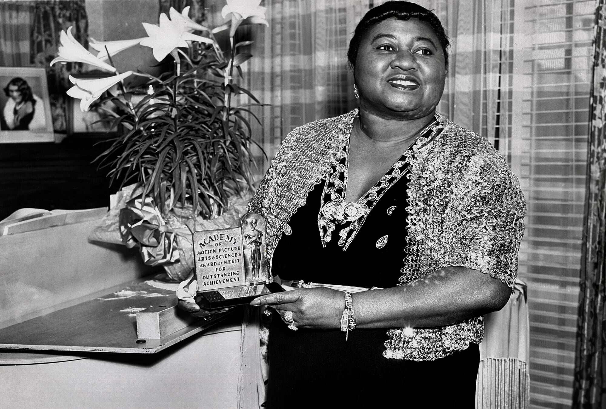 30 Snowy Owl Facts About The Most Intriguing Owl Species