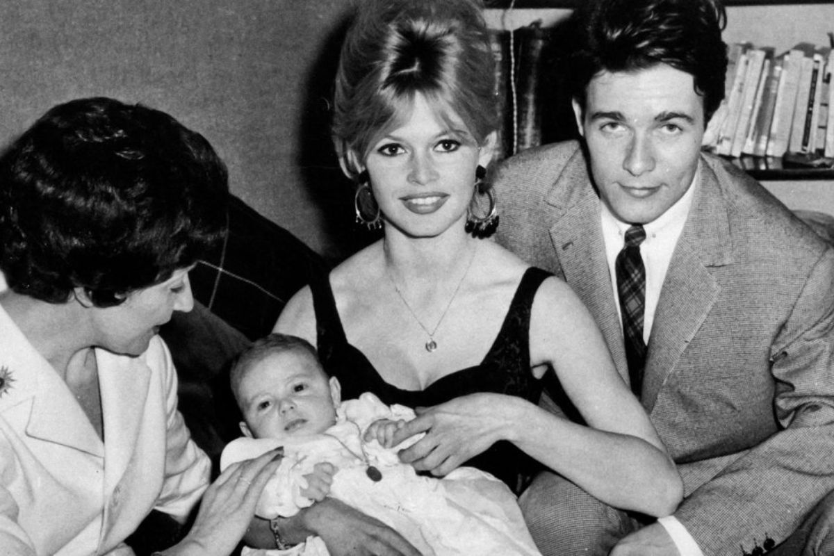 25 Facts About NFL All-Time Rushing Leaders - Facts.net